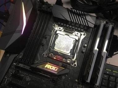 液晶散热可以斜放吗