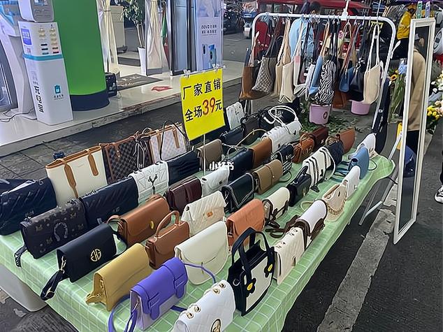 普通的包包哪里可以卖掉截图