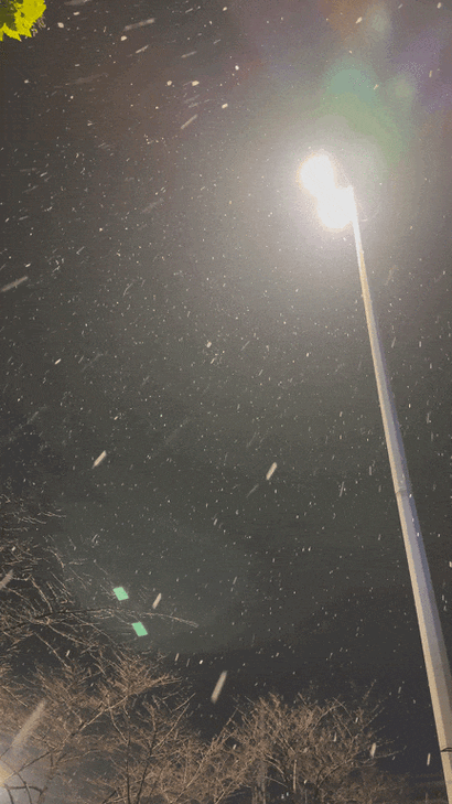 怎么让微信屏幕下雪花图标