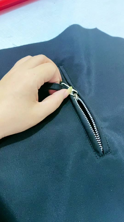 开拉链口袋的正确方法图标