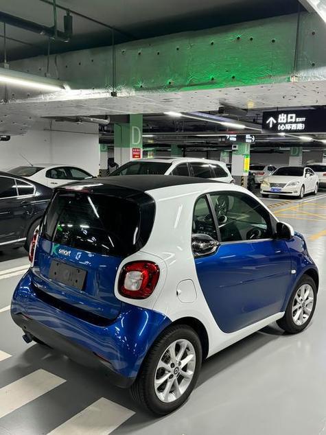 奔驰迷你mini
