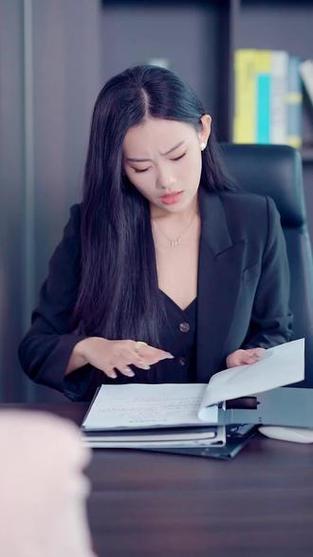 我的极品女总裁短剧截图