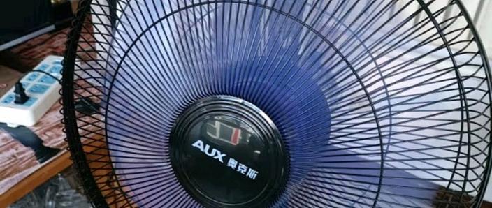 开机风扇巨响一会就安静了截图