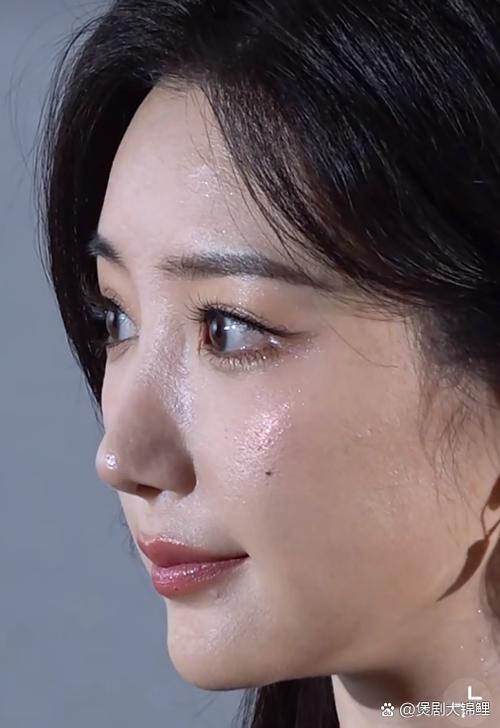 最近脸卡粉怎么回事