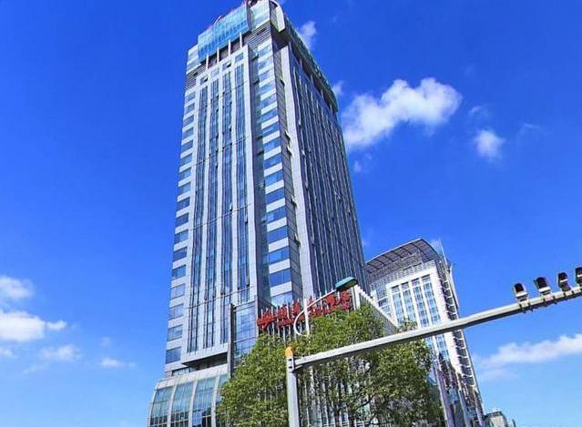 深圳市鲲鹏精密机械有限公司截图