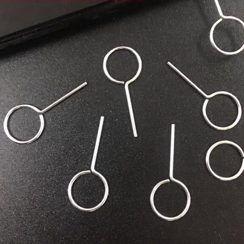 手机卡的顶针用什么代替