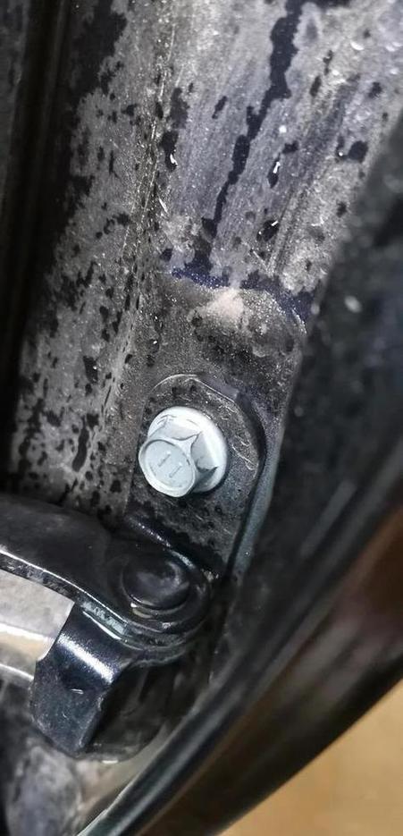 螺丝拧不紧图标
