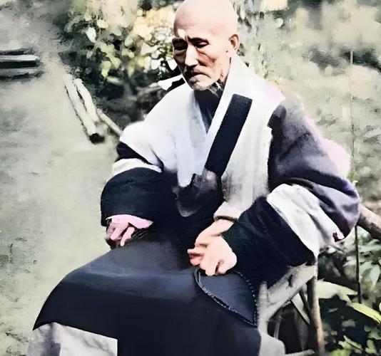 虚云大师入定见弥勒截图