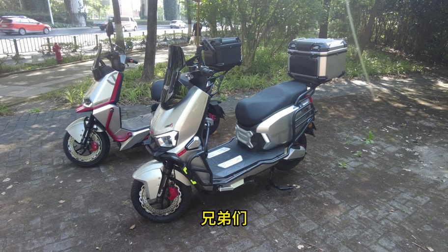 电动车上坡用几档最好图标