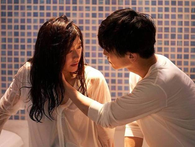 男人出轨一个女人十年说明图标