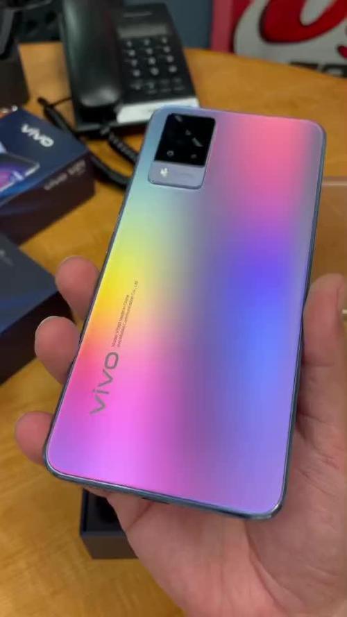 vivo手机后背渐变色截图