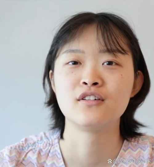 闪光灯眼睛发光怎么p图标