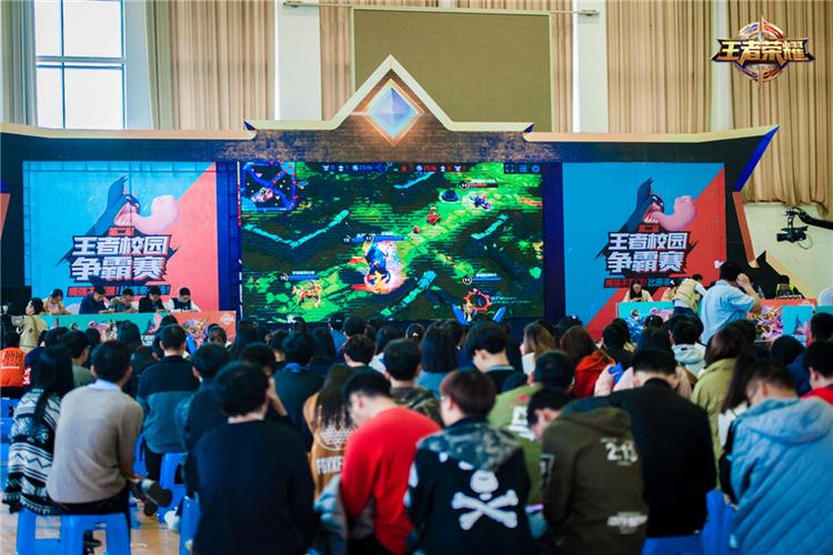 1V1校园小说图标