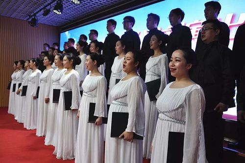 大合唱退场指挥先走吗图标