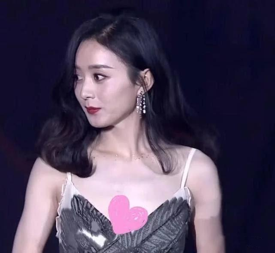 桌面一半被遮住,一半正常图标