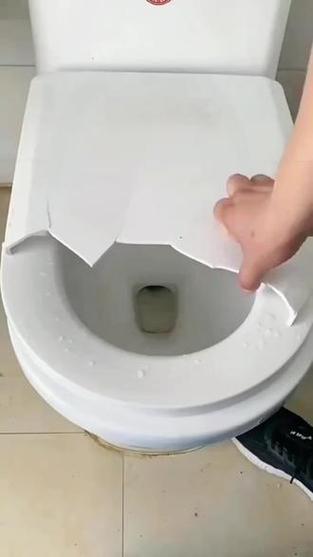 马桶盖内盖竖不起来图标