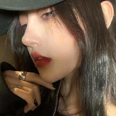 扣扣头像女霸气拽高冷图标
