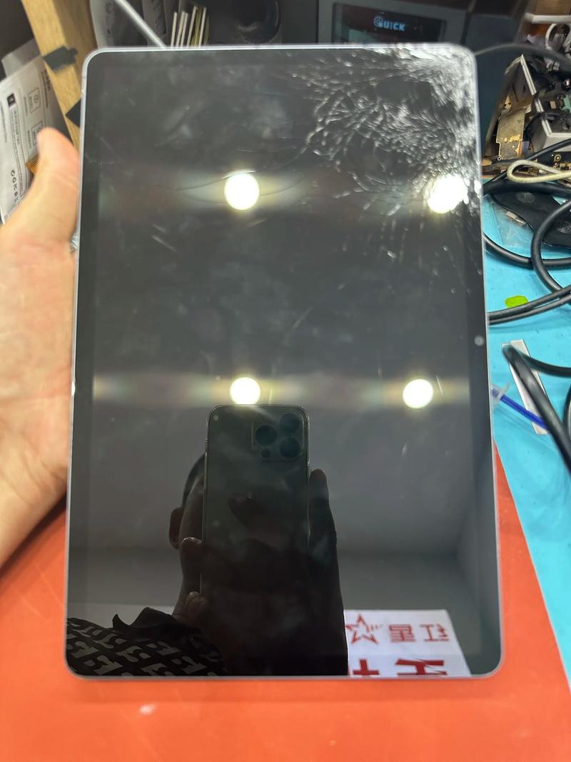 华为平板玻璃屏碎了怎么换