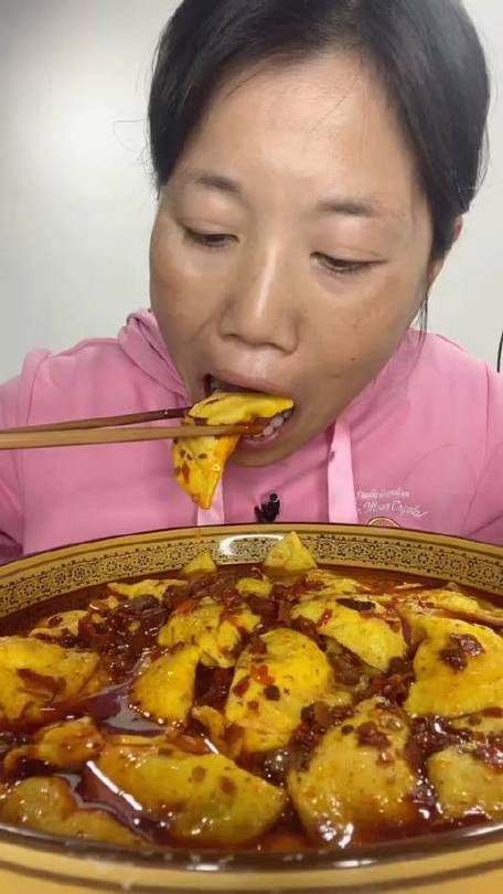 吃播大嘴截图