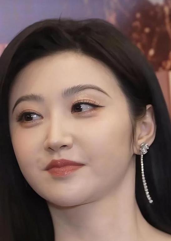 瓜子脸长什么样图标