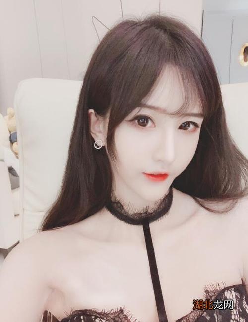 虎牙女主播最新热门榜图标