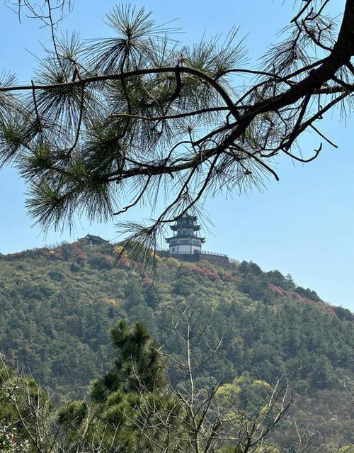 金庸的缥缈峰在哪