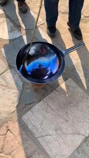 章丘铁锅还用开锅吗图标