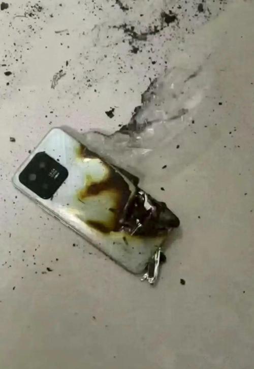 手机充一晚上会爆炸吗游戏截图