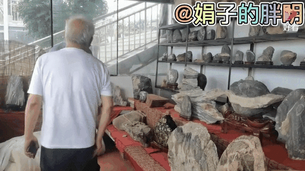 江西收奇石老板