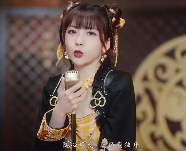 姬小满的原型是谁图标