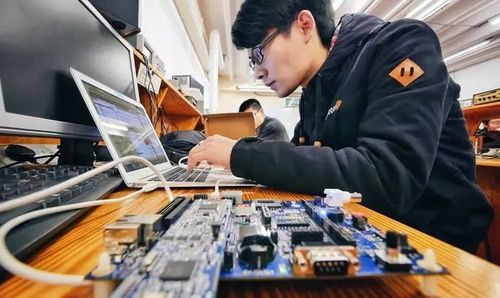 嵌入式工程师35岁后图标