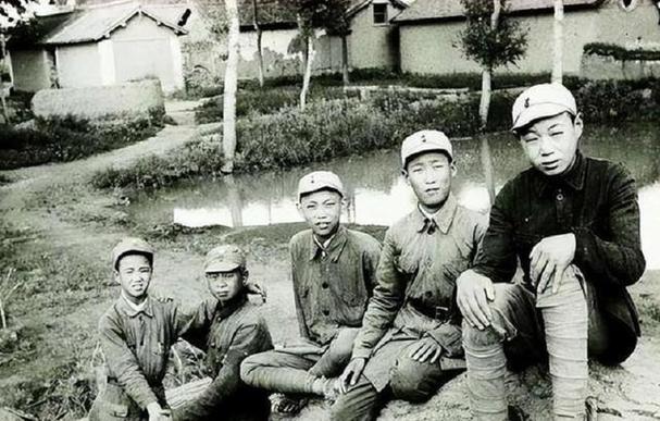 董大庆何韵第一次在一起是哪章图标