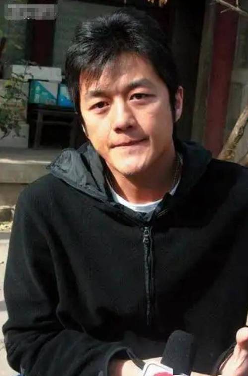 李亚鹏现状资产多少亿图标