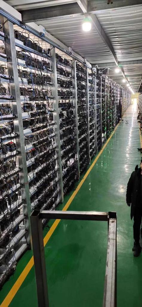 比特币挖矿机图标