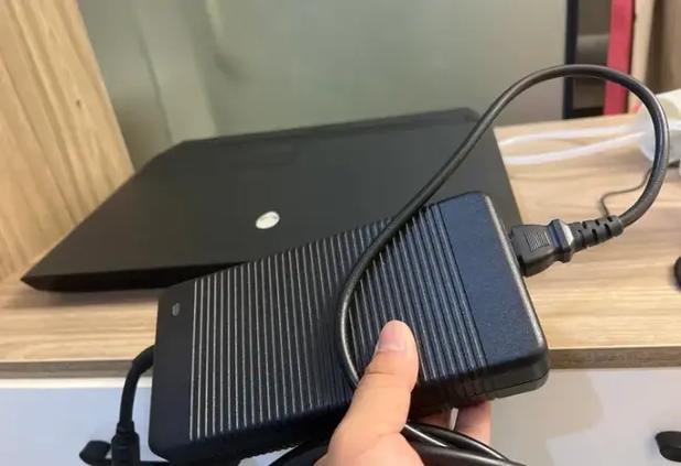 不插电源笔记本很卡图标