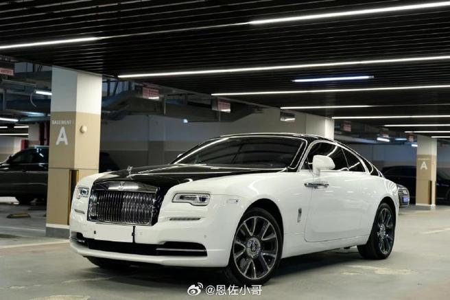 黑色魅影白顶截图