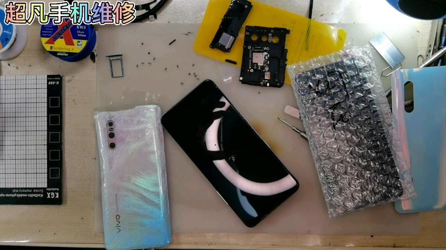 vivox27后盖碎了可以换吗缩略图