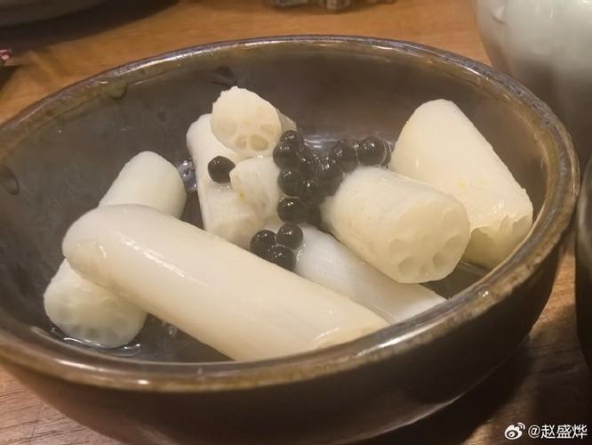 很像小莲藕又不是莲藕图标