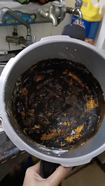锅被烧糊变黑怎么处理图标