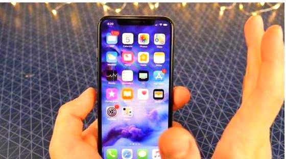 iphone xr出现屏幕乱跳