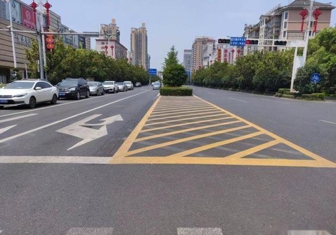 高德地图的黄线是什么意思缩略图