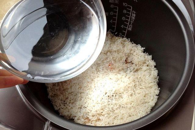 电饭锅半生半熟故障截图