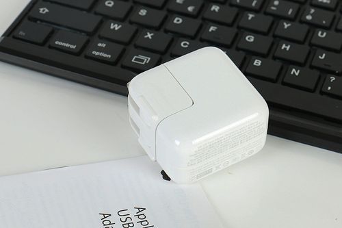 ipad能用5w的充电器吗