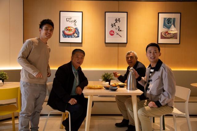 新疆爱森电影制片有限公司图标