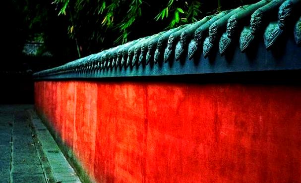 红色围墙的含义图标