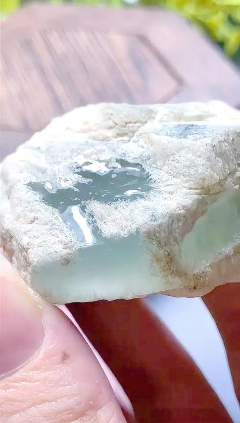 冰种翡翠原石图标