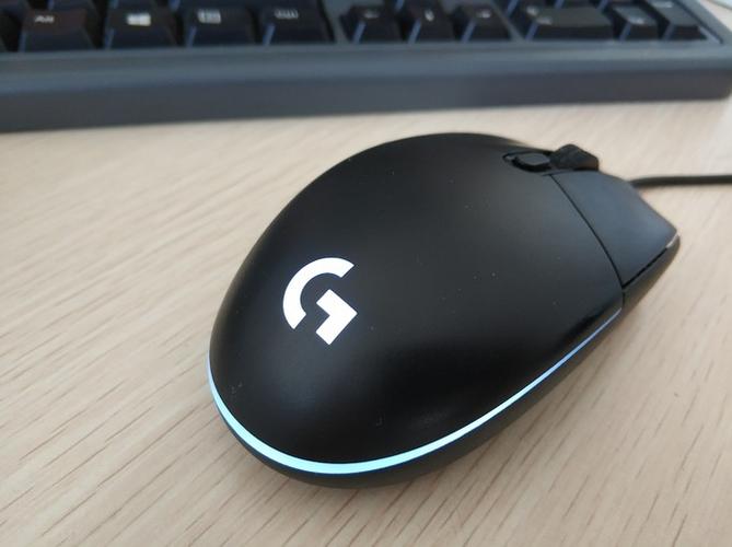 罗技g102图标