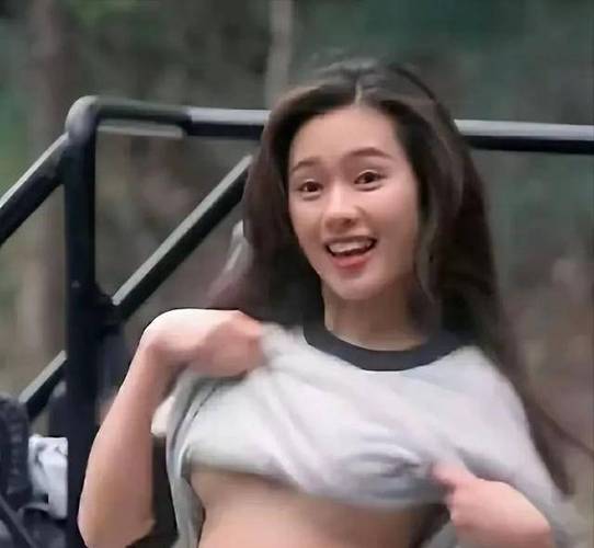 电影《献身》李丽珍免费观看图标