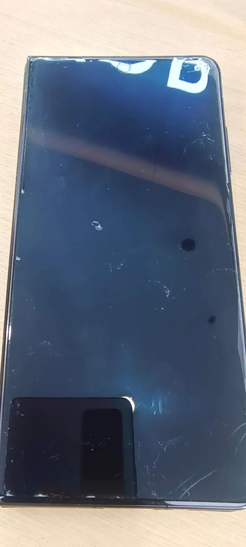 荣耀手机屏幕显示不全图标