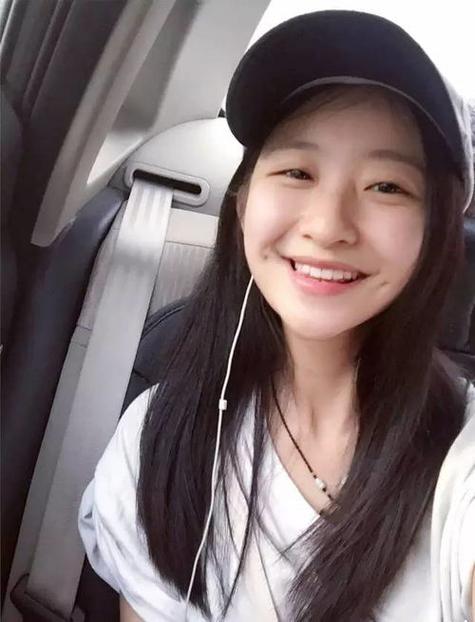 长梨涡象征什么截图